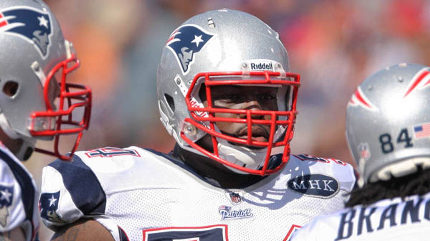 Report: Cowboys, Brian Waters agree to contract - Sports Illustrated
