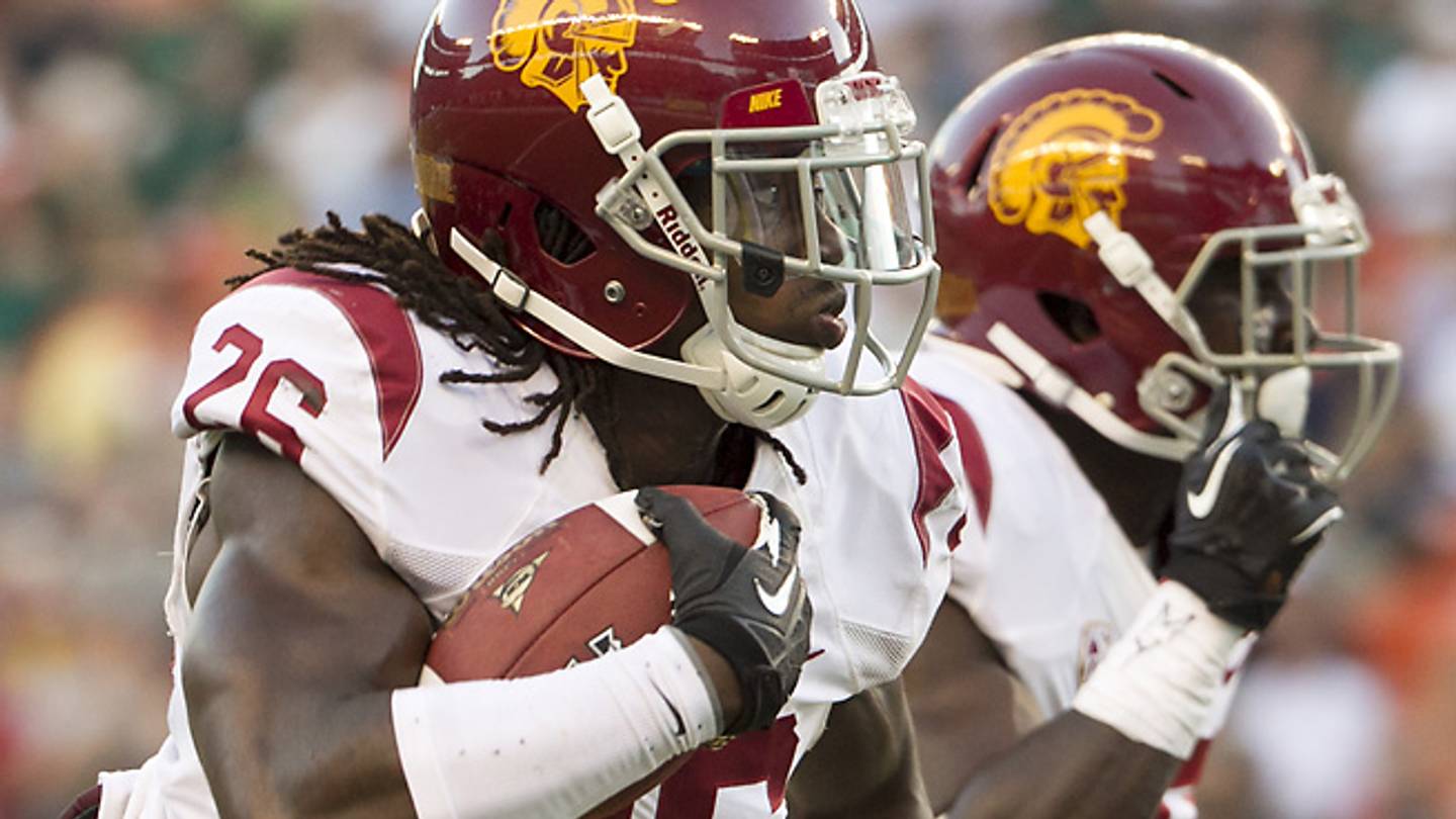 No. 24 USC relies heavily on its defense to beat Hawaii in opener ...