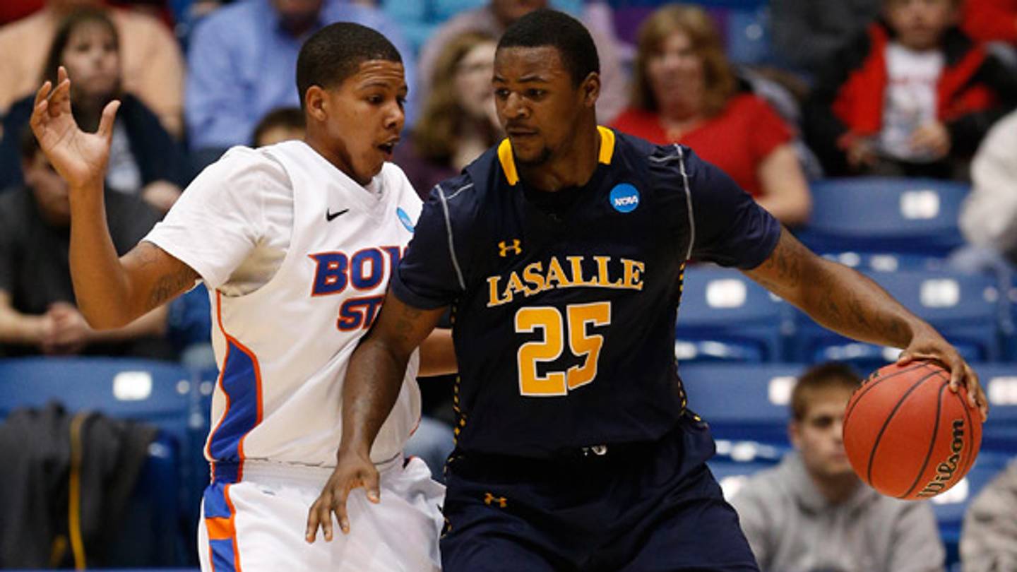 Past and present collide as La Salle basketball comes full circle ...