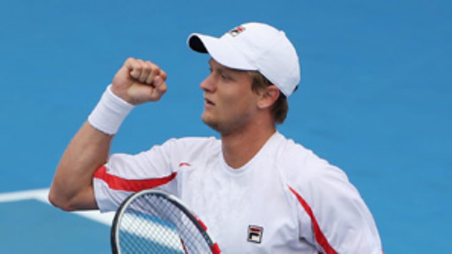 Qualifier Jones upsets Melzer in Auckland - Sports Illustrated