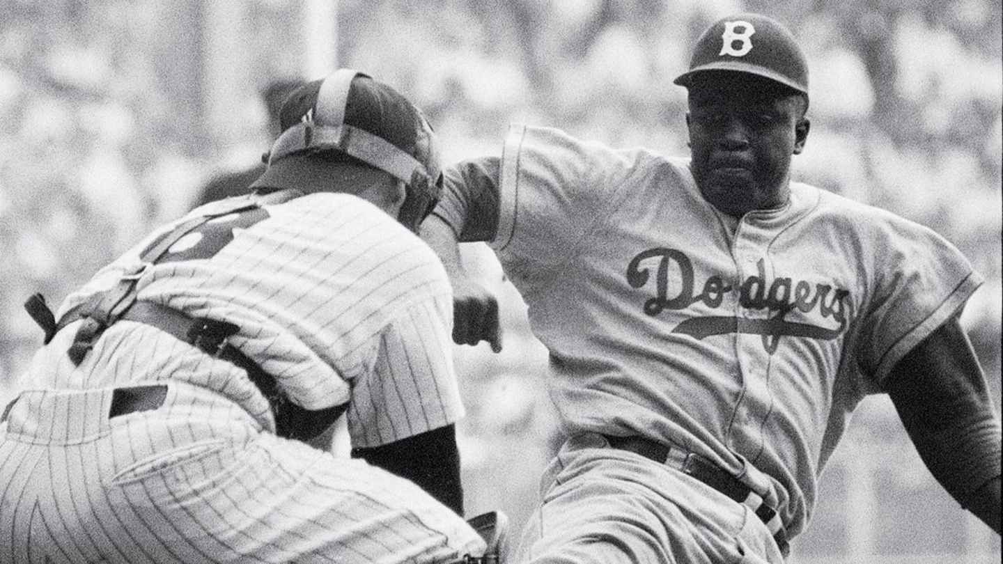 Jackie Robinson breaks MLB color barrier in debut for Dodgers - Sports ...