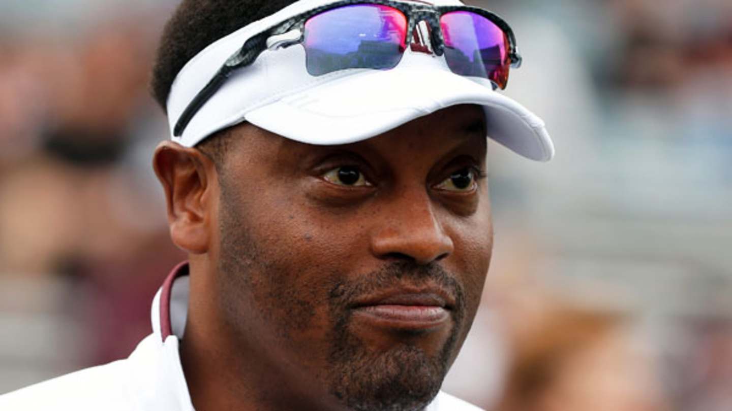Report: Kevin Sumlin declines NFL interview requests to stay at Texas A ...