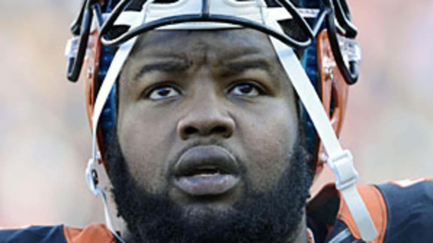 Bengals lineman Andre Smith arrested with gun at airport - Sports ...