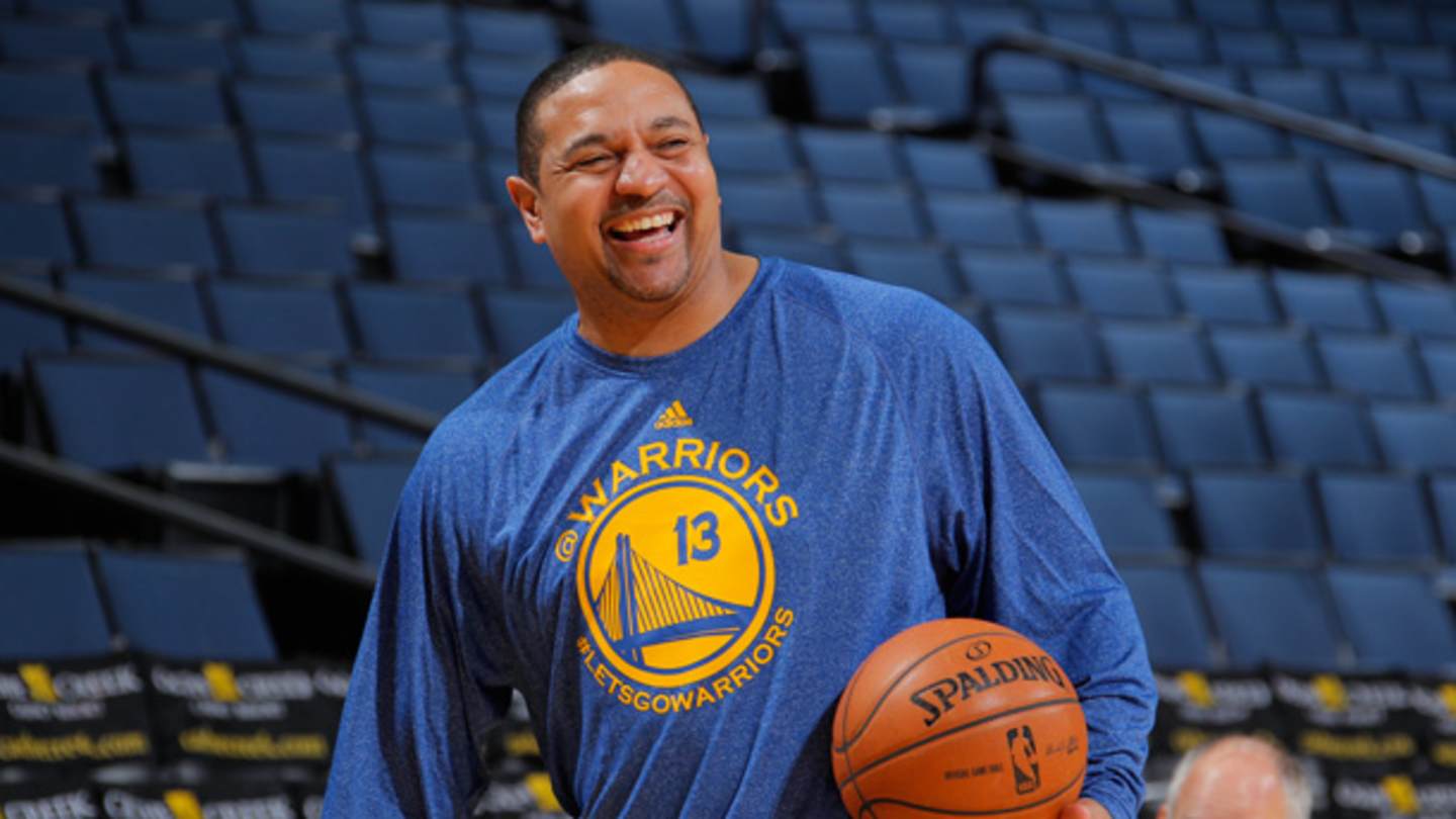 Warriors wear Twitter handles on warm-up shirts for 'Social Media Night ...