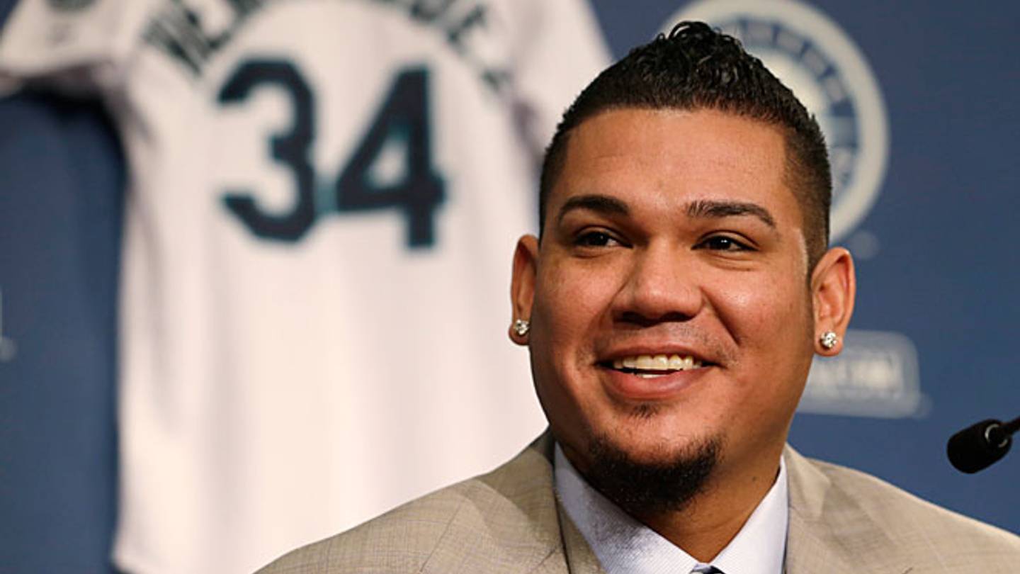 Felix Hernandez reports to Mariners camp, shrugs off WBC criticism ...