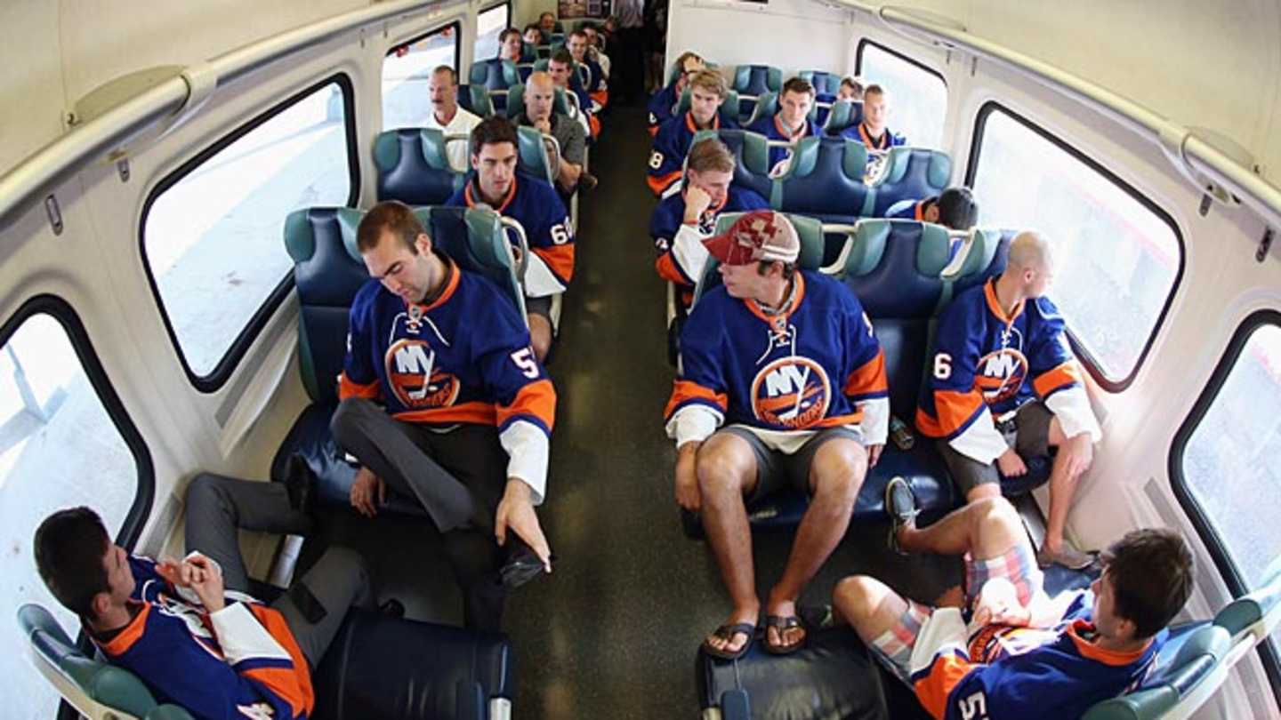 New York Islanders take practice run at new Brooklyn home - Sports ...