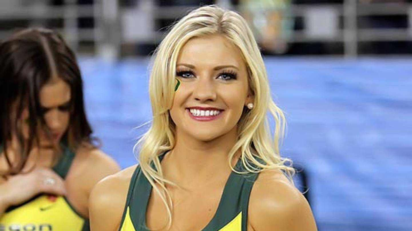 Cheerleader of the Week - Sports Illustrated