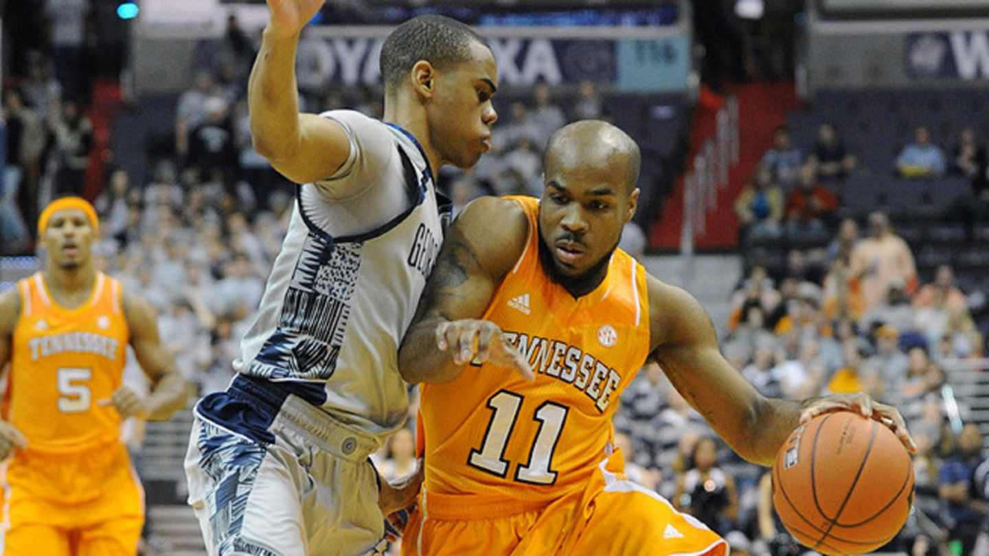 Tennessee G Trae Golden says he is transferring - Sports Illustrated