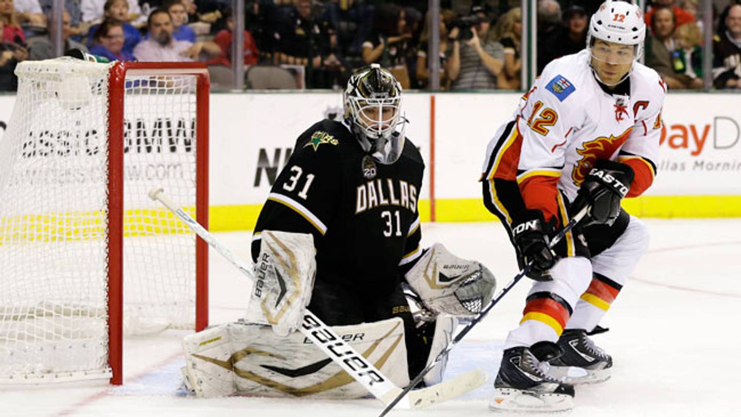 Stars recall goaltender Richard Bachman, send down prospect - Sports ...