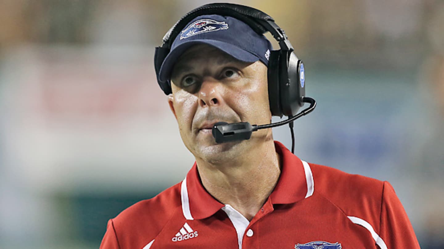Report: Resigned FAU coach Carl Pelini denies illegal drug use, seeks ...