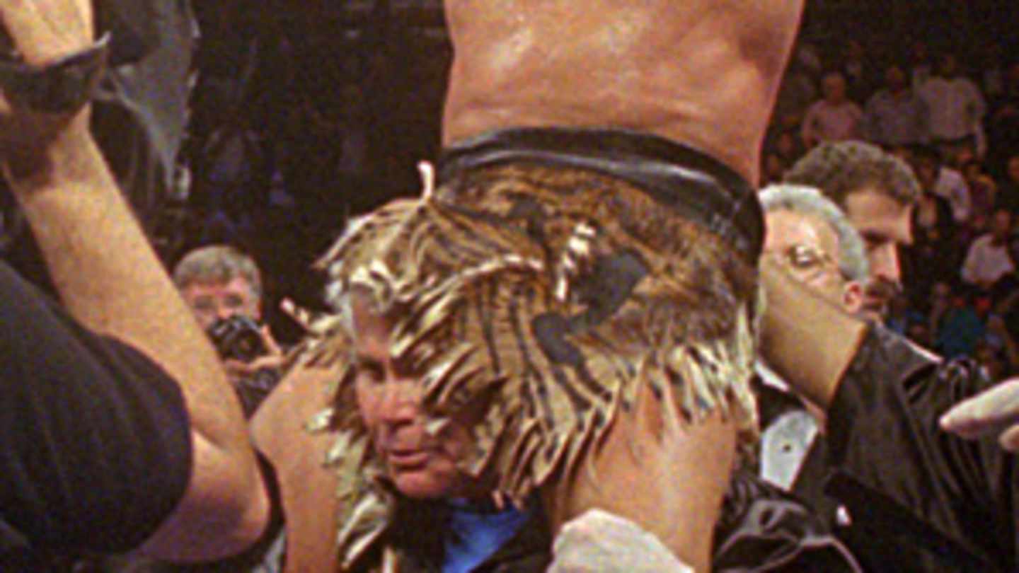 Ex-boxer 'Macho' Camacho dies after shooting - Sports Illustrated