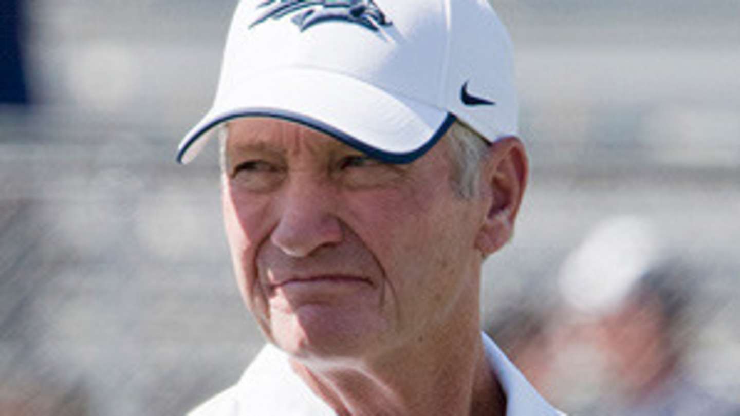 Nevada coach Chris Ault retires - Sports Illustrated