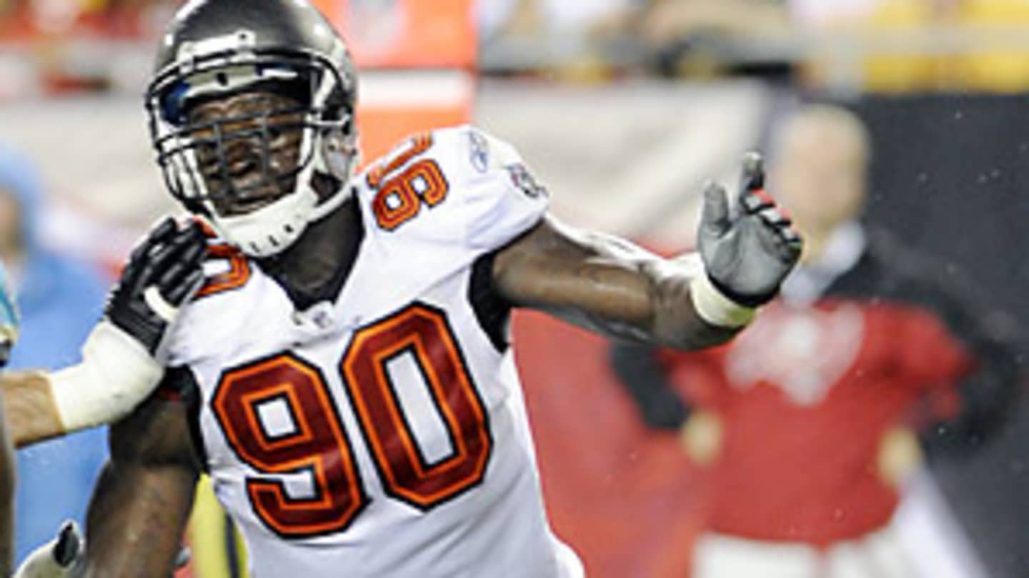 Gary Gramling: Gaines Adams rebounding fast from slow start for ...