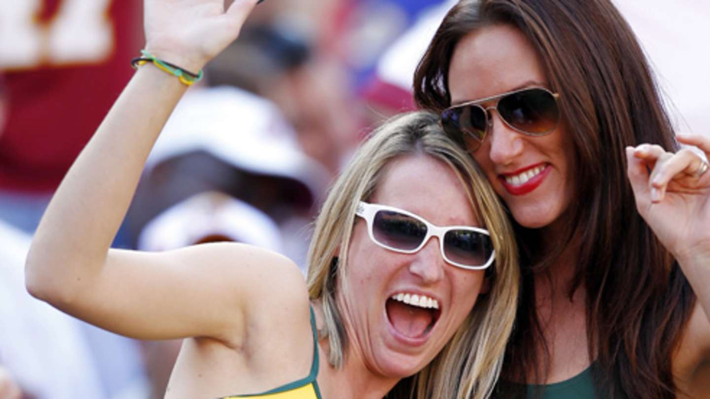 Female Fans of the NFL - Sports Illustrated