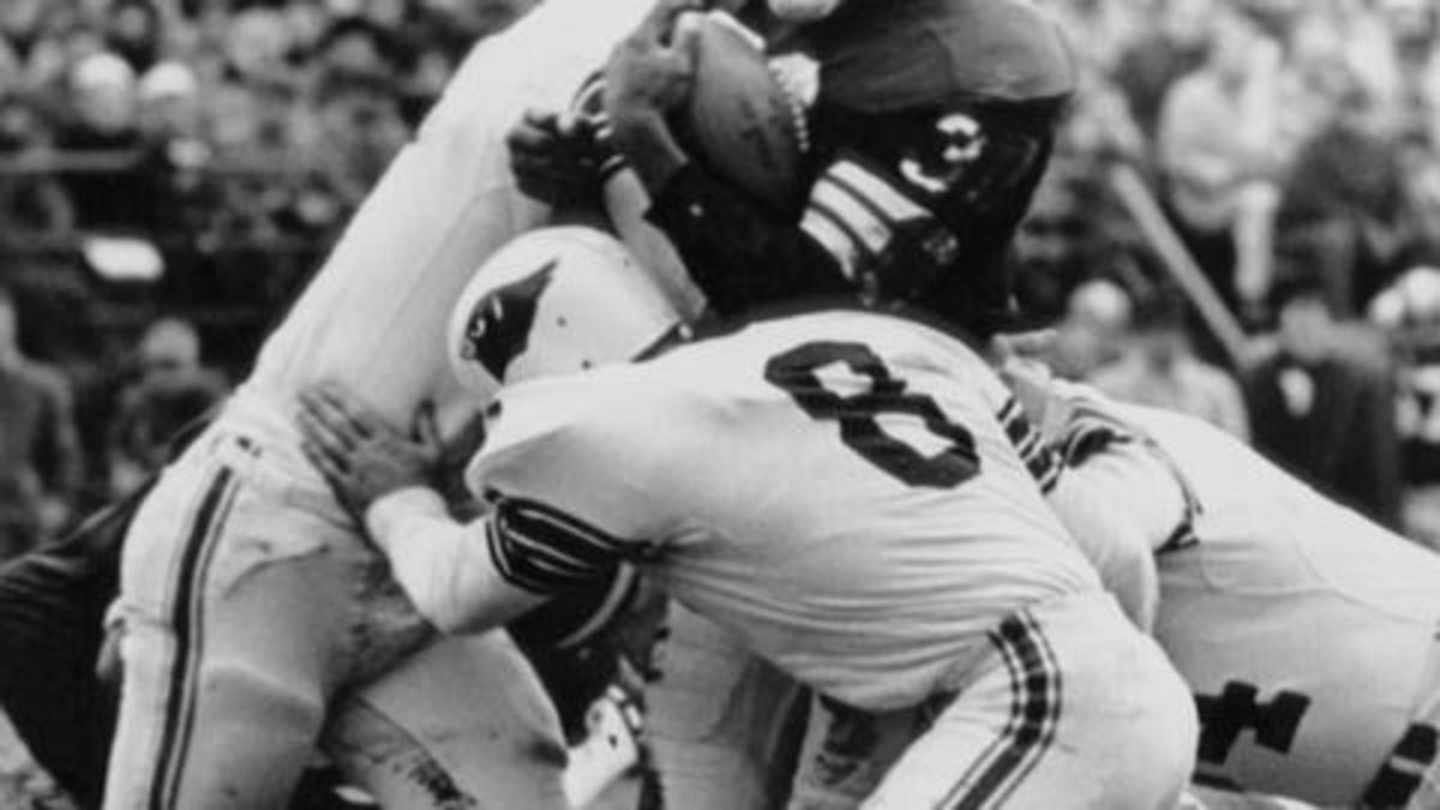 Hometown Hall of Famers: Larry Wilson - Sports Illustrated