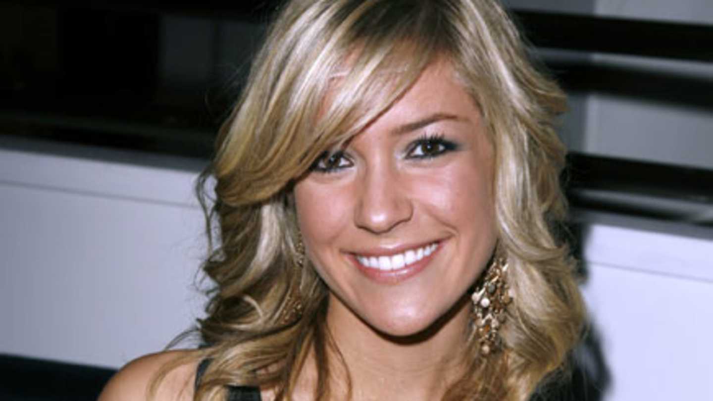 Top 15 Sports WAGs on Twitter - Sports Illustrated