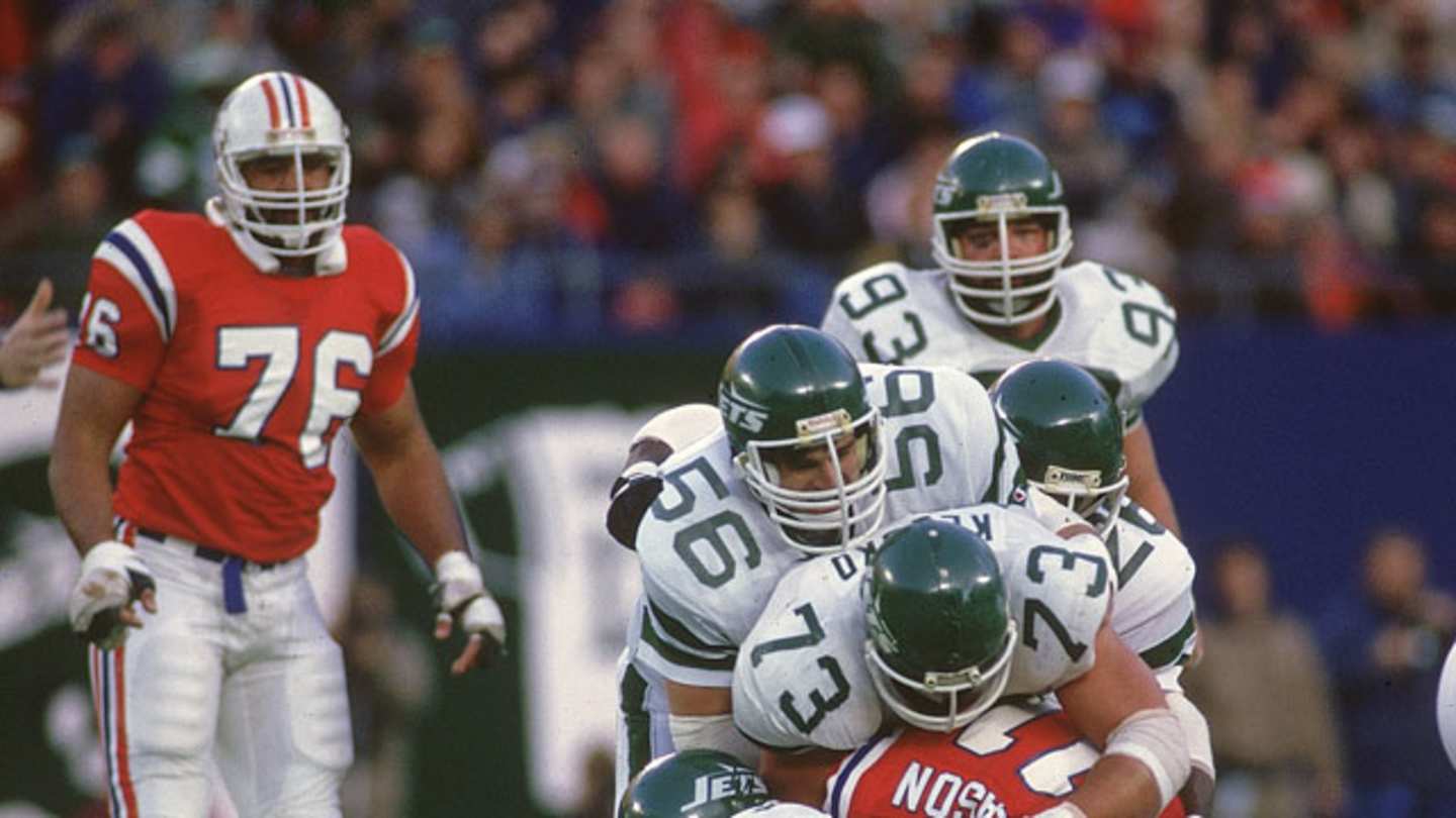 Jets Legend Issues Stark Warning Against Team Trading for Aaron Rodgers ...