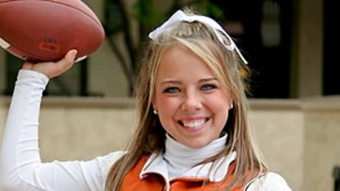 Cheerleader of the Week: Texas's Amy Alexander - Sports Illustrated