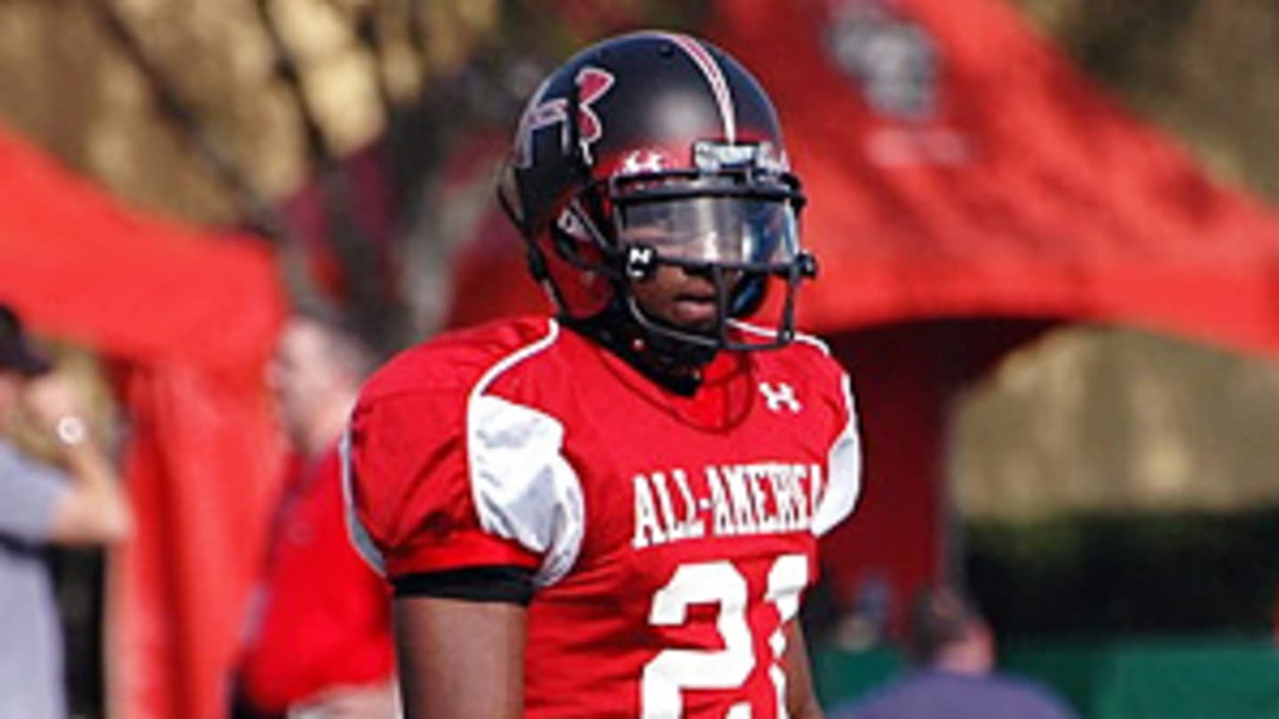 Adam Gorney: ATH Neal chooses Notre Dame after skipping own signing ...