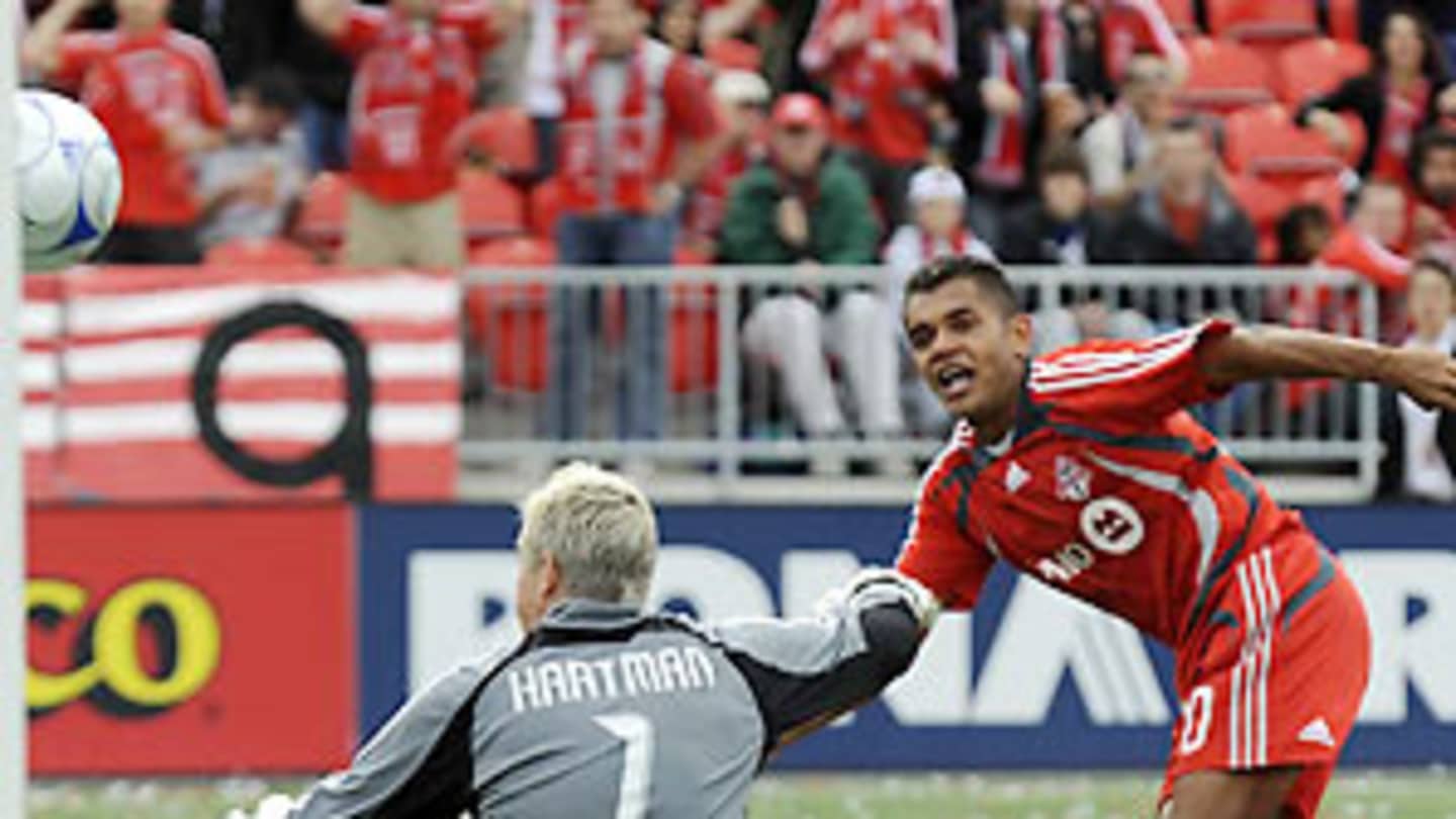 Greg Lalas: Guevara back for thirds, helping Toronto FC turn it around ...