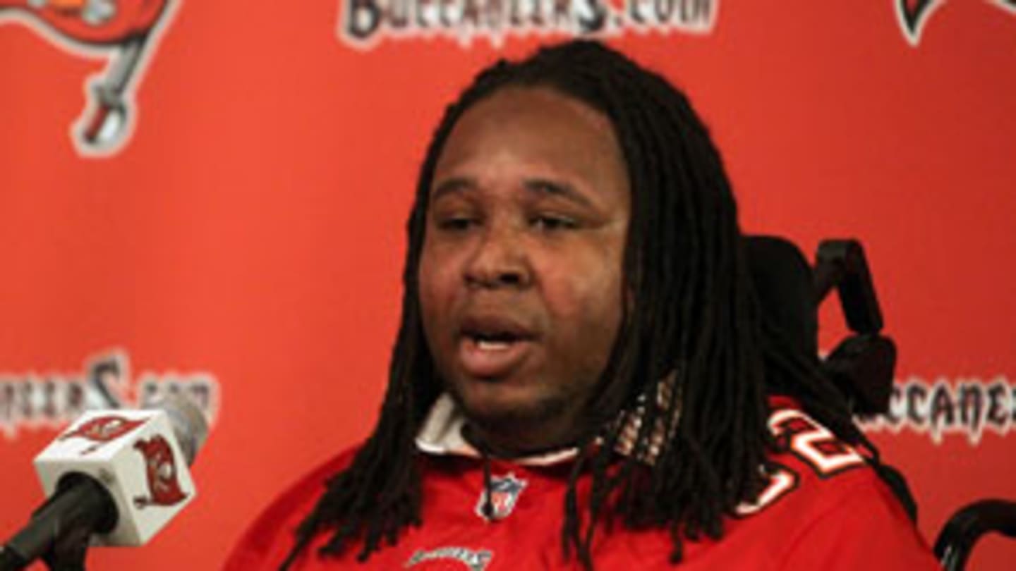 Eric LeGrand retires from the pros as a Tampa Bay Buccaneer - Sports ...