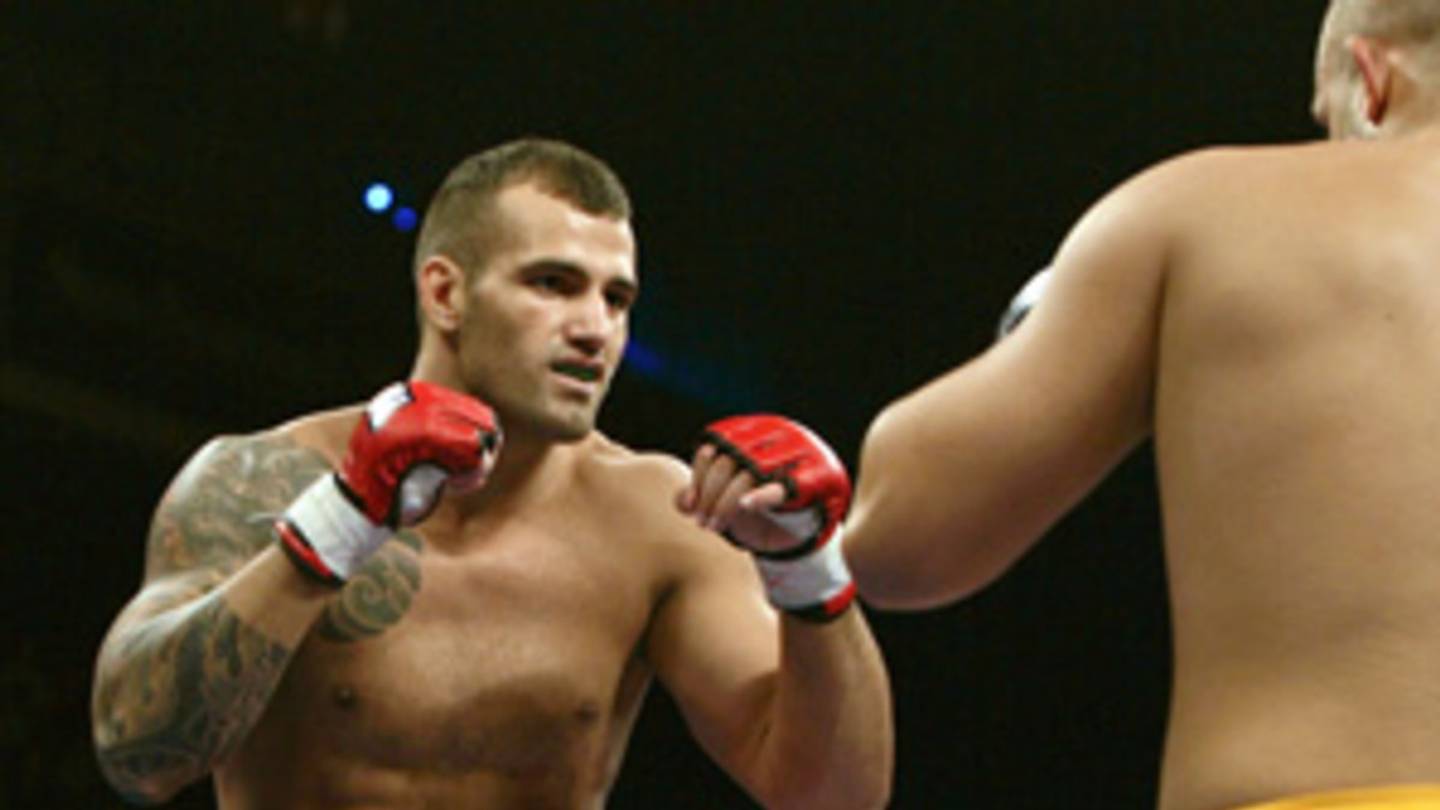 MMAWeekly.com: Gusmao set to debut at UFC 87 - Sports Illustrated