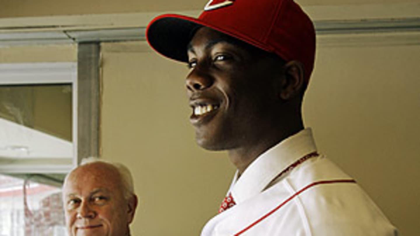 Tim Marchman: Hot Stove Report: Reds made a good, not great, bet on ...