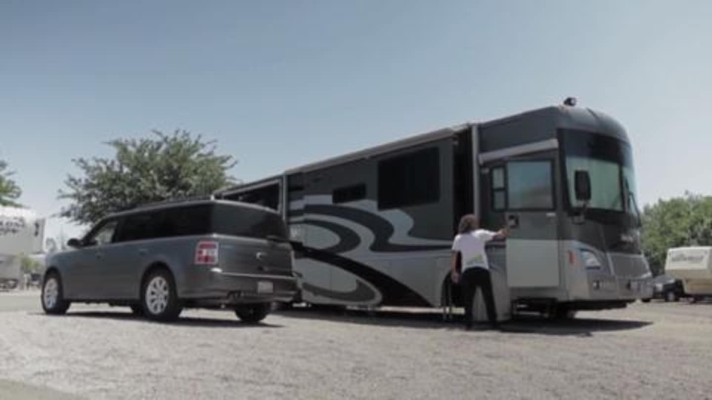 Behind the scenes: MMA fighter Clay Guida - Sports Illustrated