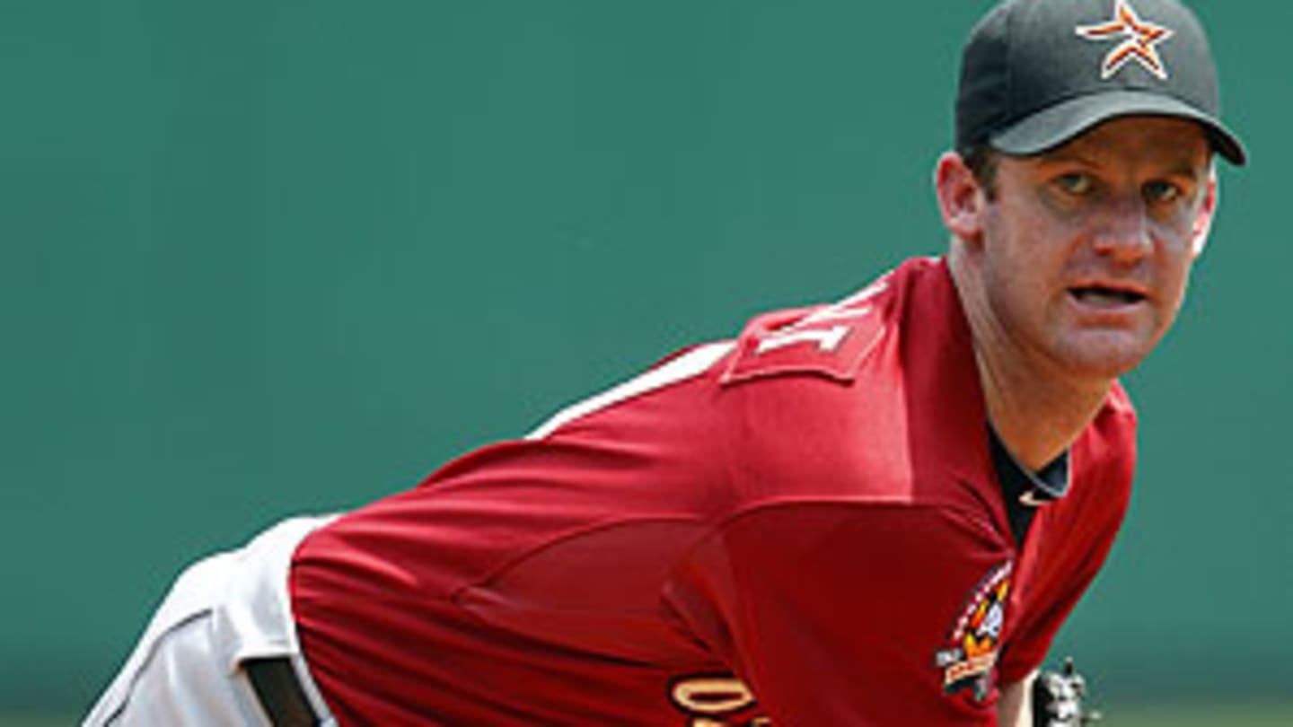 Oswalt accepts trade to Phillies - Sports Illustrated