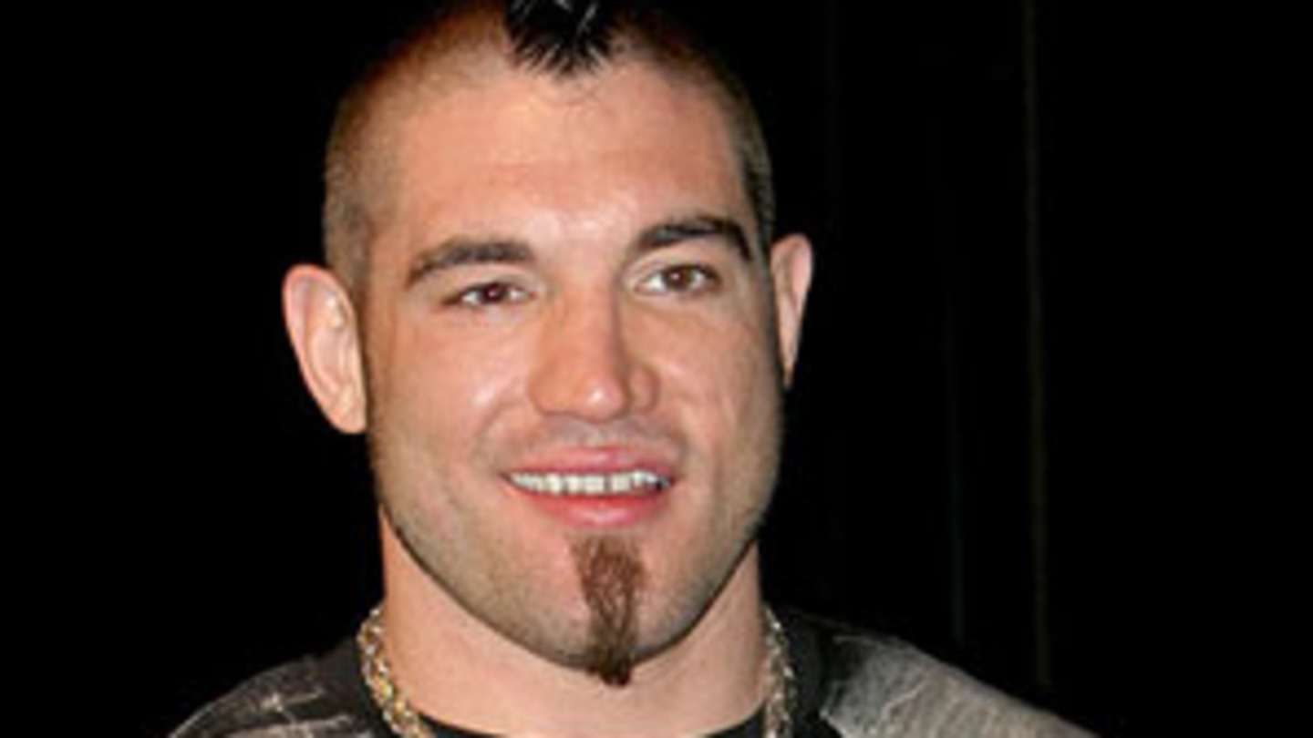 Herring hardly intimidated by ex-wrestler Lesnar - Sports Illustrated