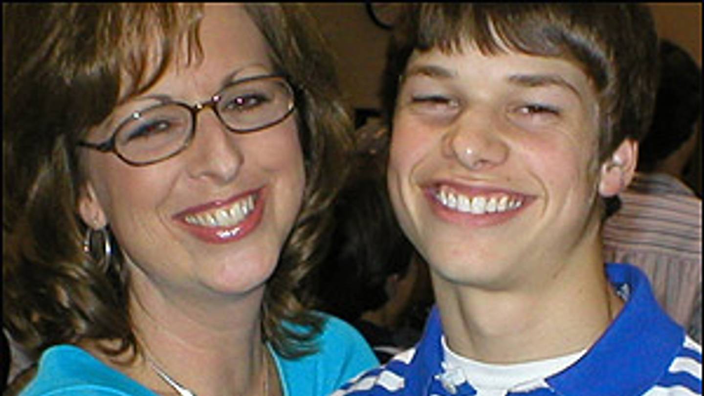 Caitlin Moscatello: Fullback plays through pain of mother's death ...