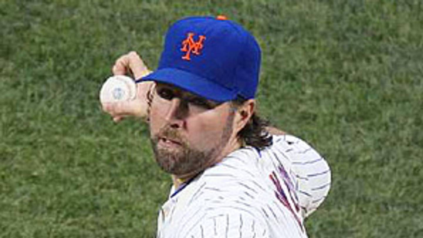 Dickey visits winter meetings, more action ahead - Sports Illustrated