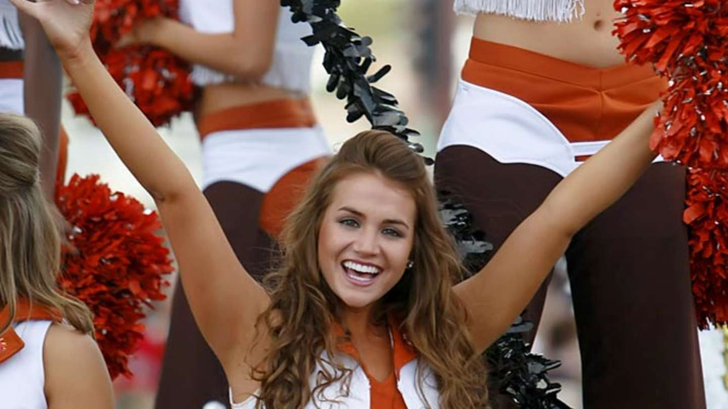 Cheerleader of the Week - Sports Illustrated