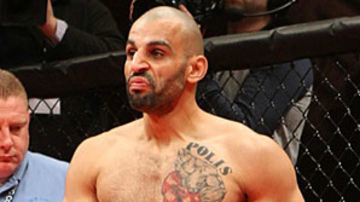 Fortune smiled on Philippou when quake caused UFC 128 shake-up - Sports ...