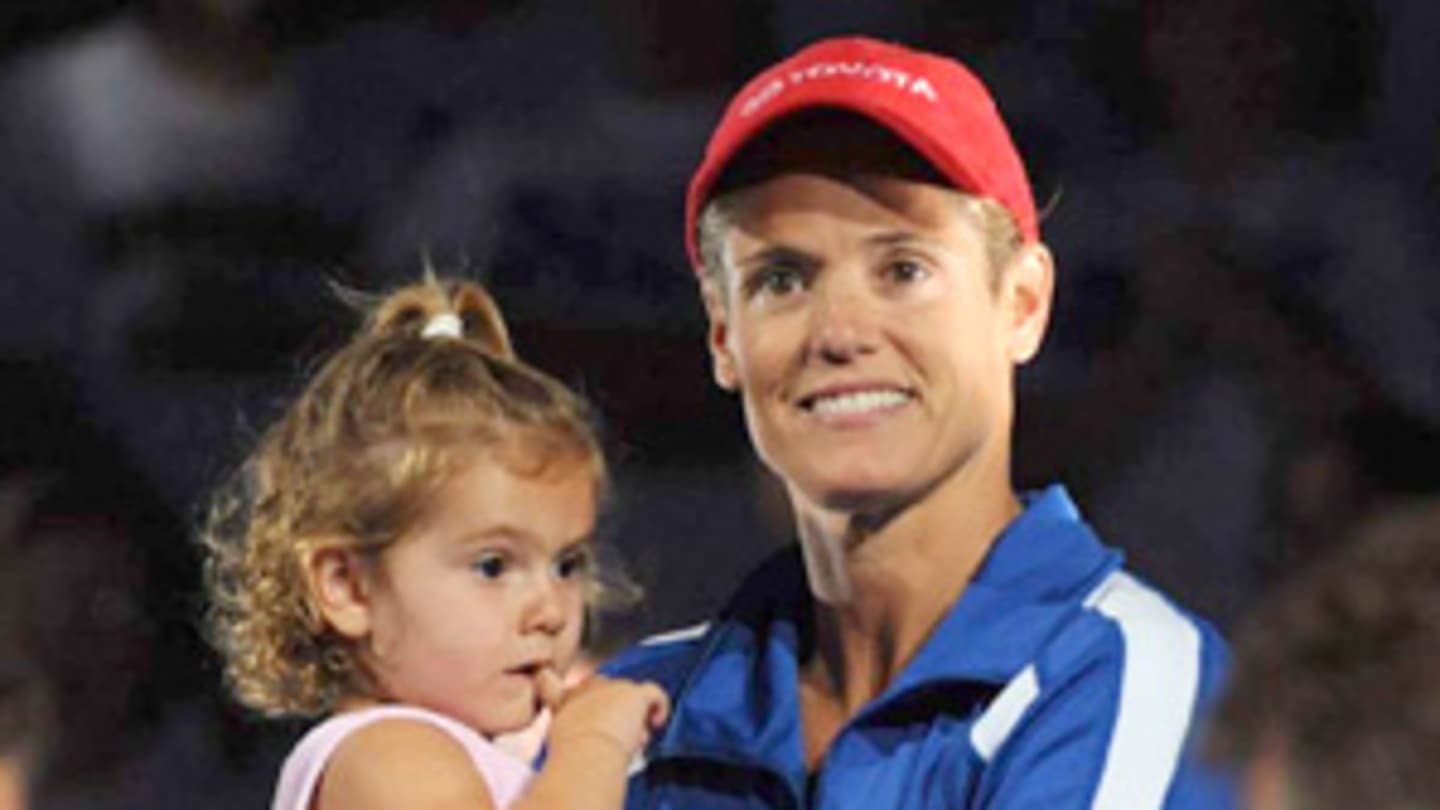 Kelli Anderson: Dara Torres became the oldest American swimmer ever to ...