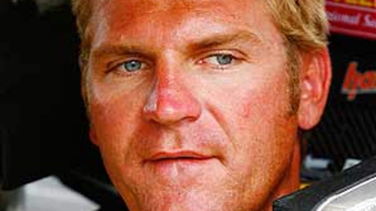 Tim Tuttle: Clint Bowyer's approach with two races left until the Chase ...