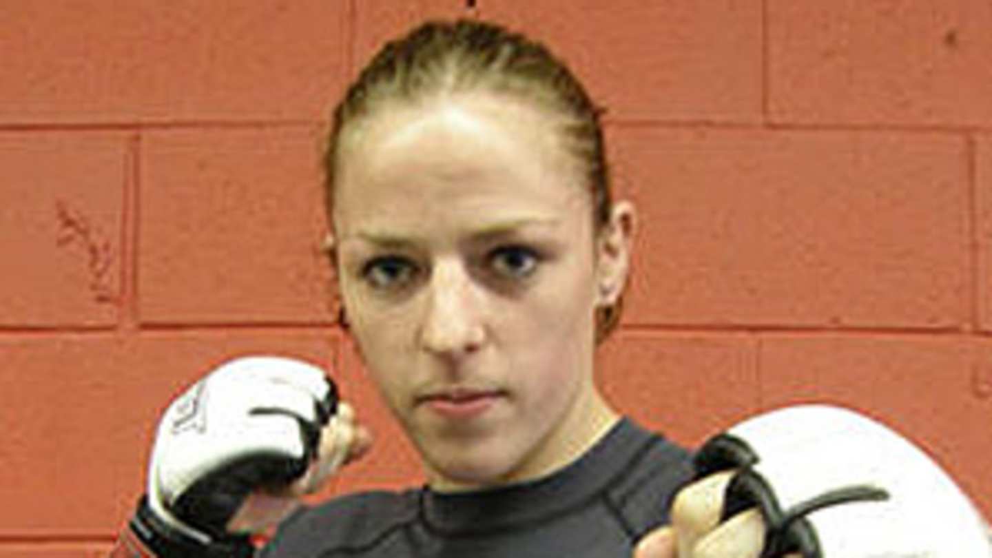 Female standout Kaufman making jump to Strikeforce after PFC - Sports ...