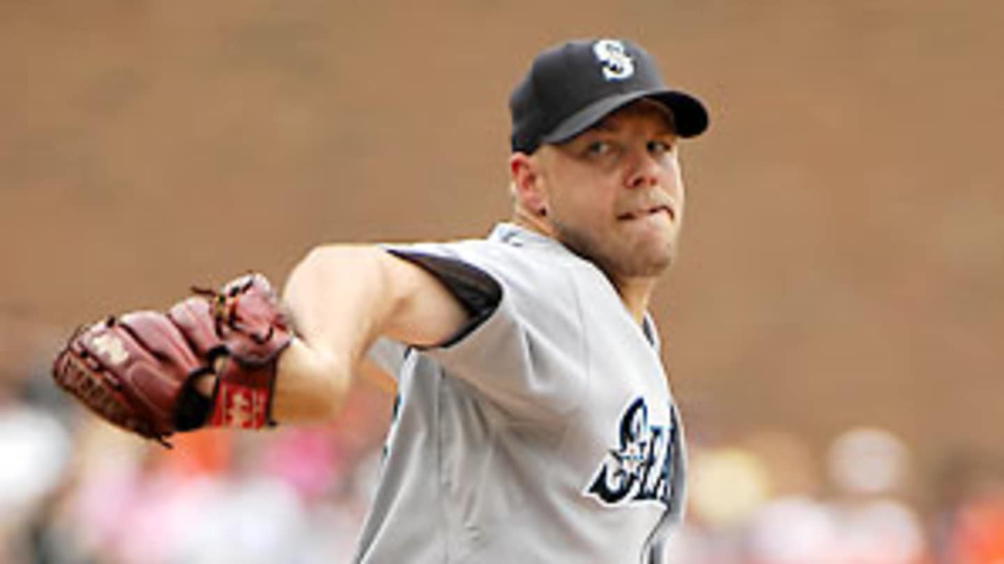 Tigers acquire Washburn from Seattle - Sports Illustrated