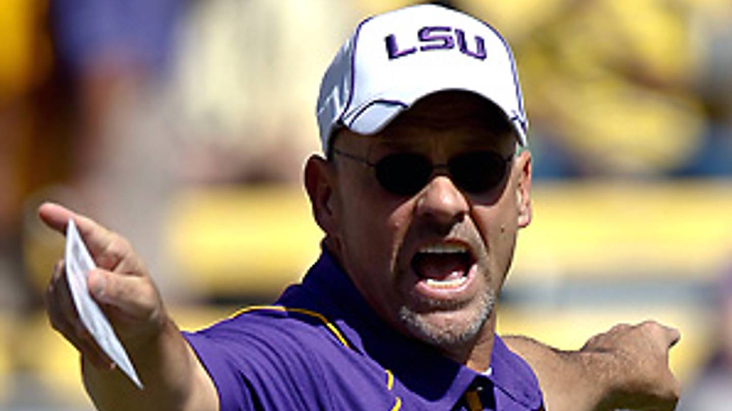 Gary Crowton does a weird thing - Sports Illustrated