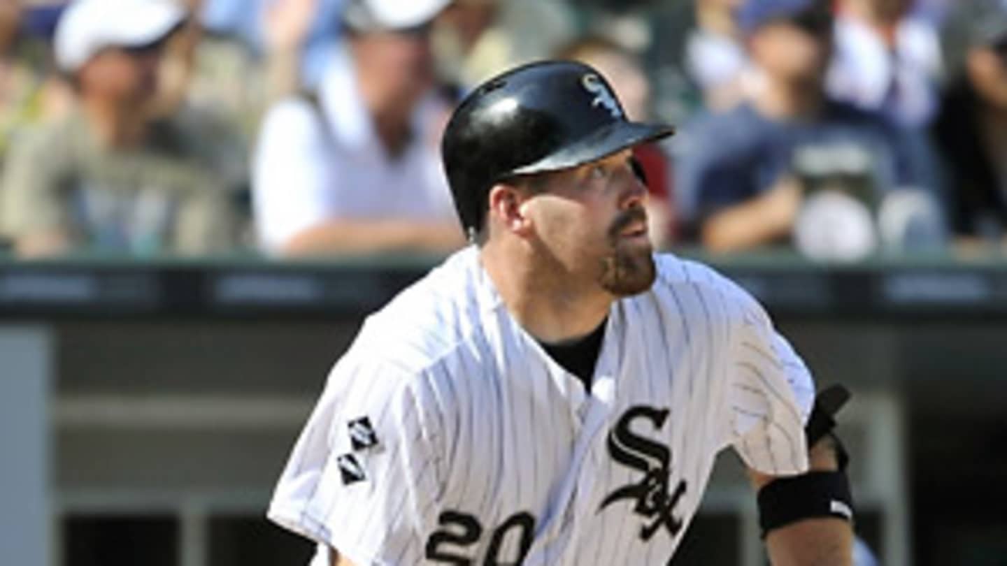 Yanks finalize 1-year deal with Youkilis - Sports Illustrated