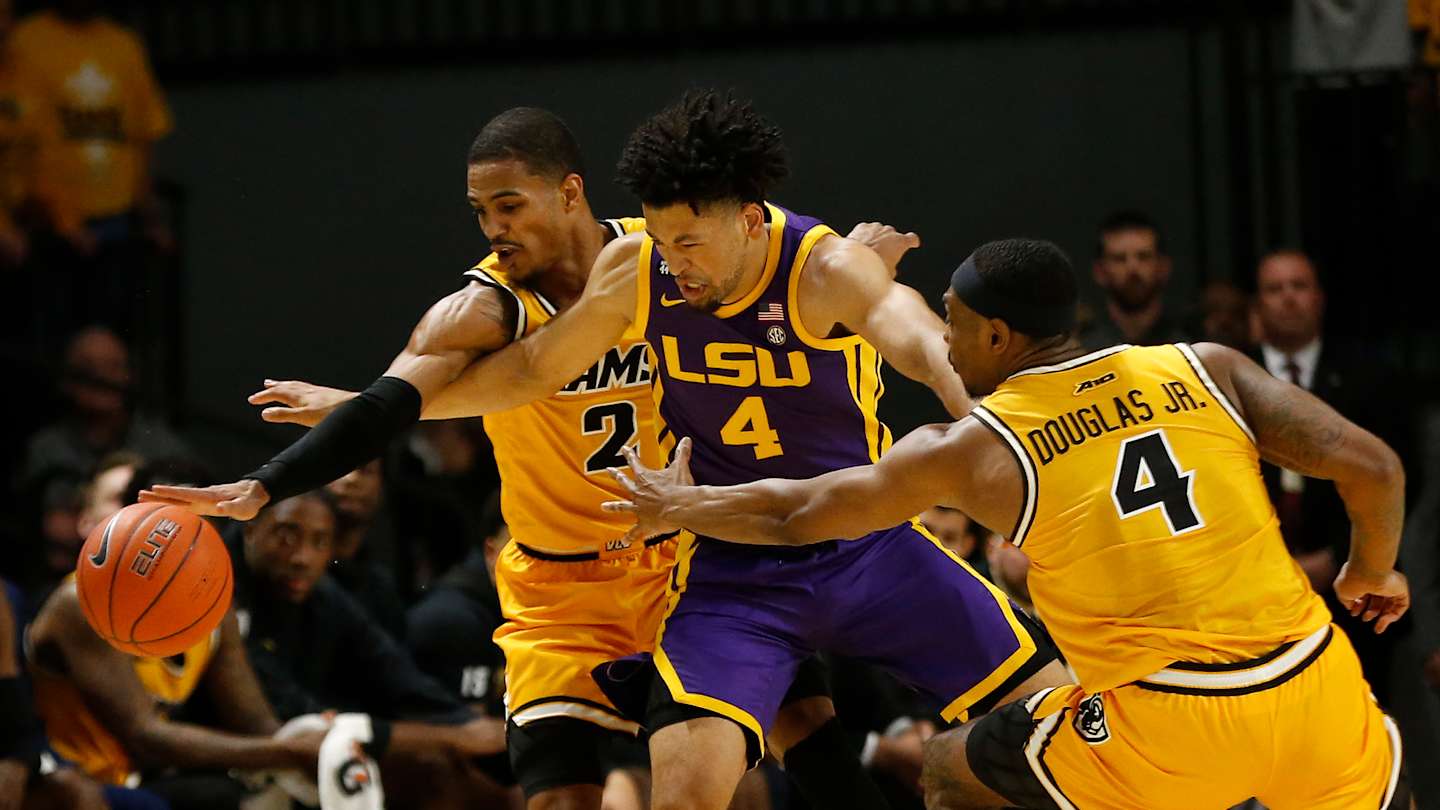 Turnovers Spoil Will Wade's Return to VCU as Tigers Fall 84-82 in First ...