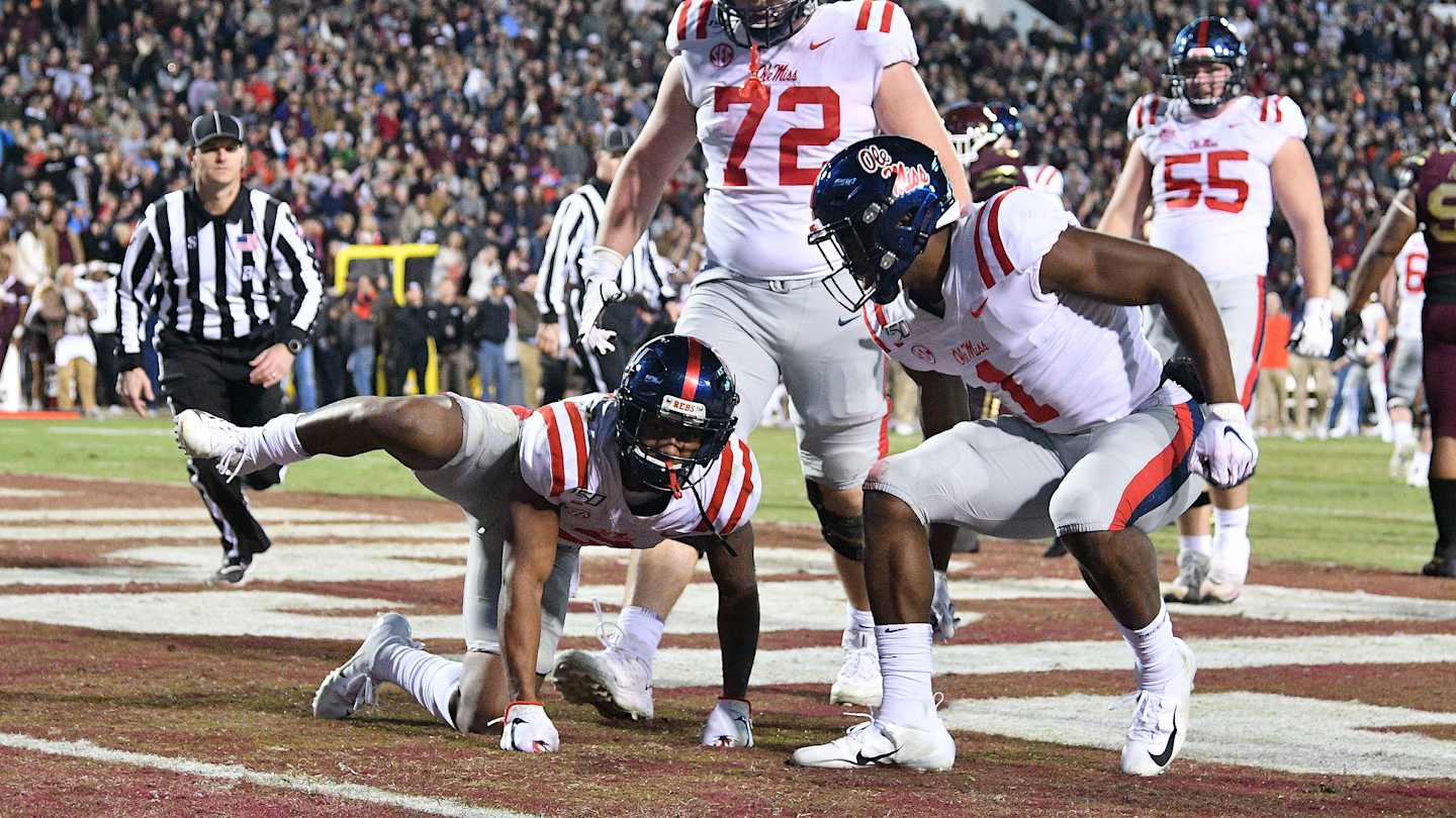 Ole Miss loses Egg Bowl after dog peeing celebration - Sports Illustrated