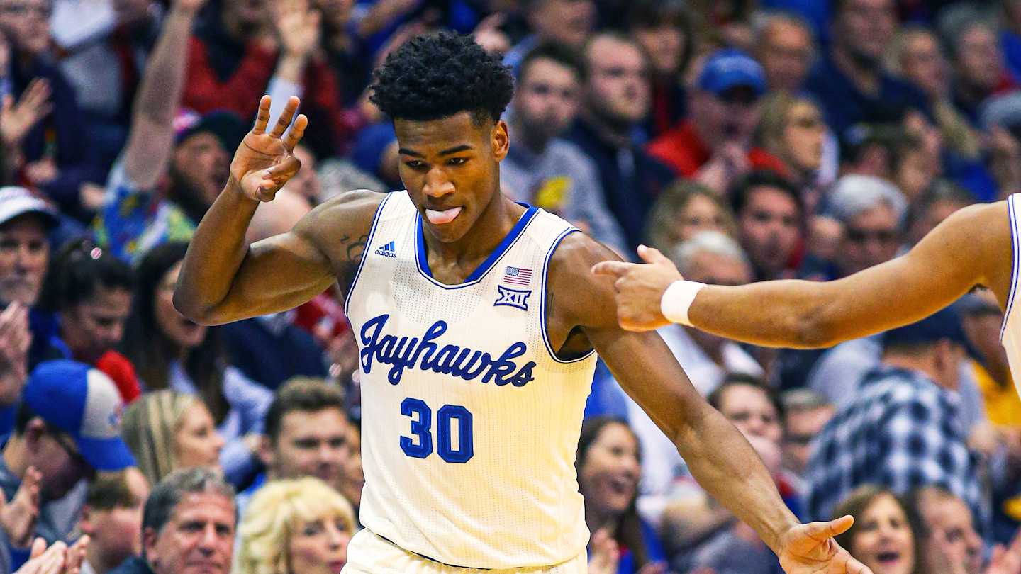 College basketball rankings: Kansas leads new AP Top 25 - Sports ...