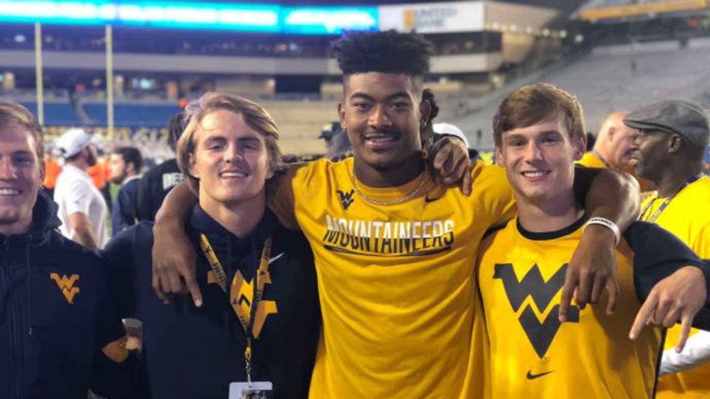 OFFICIAL: QB Garrett Greene Signs with West Virginia - Sports ...