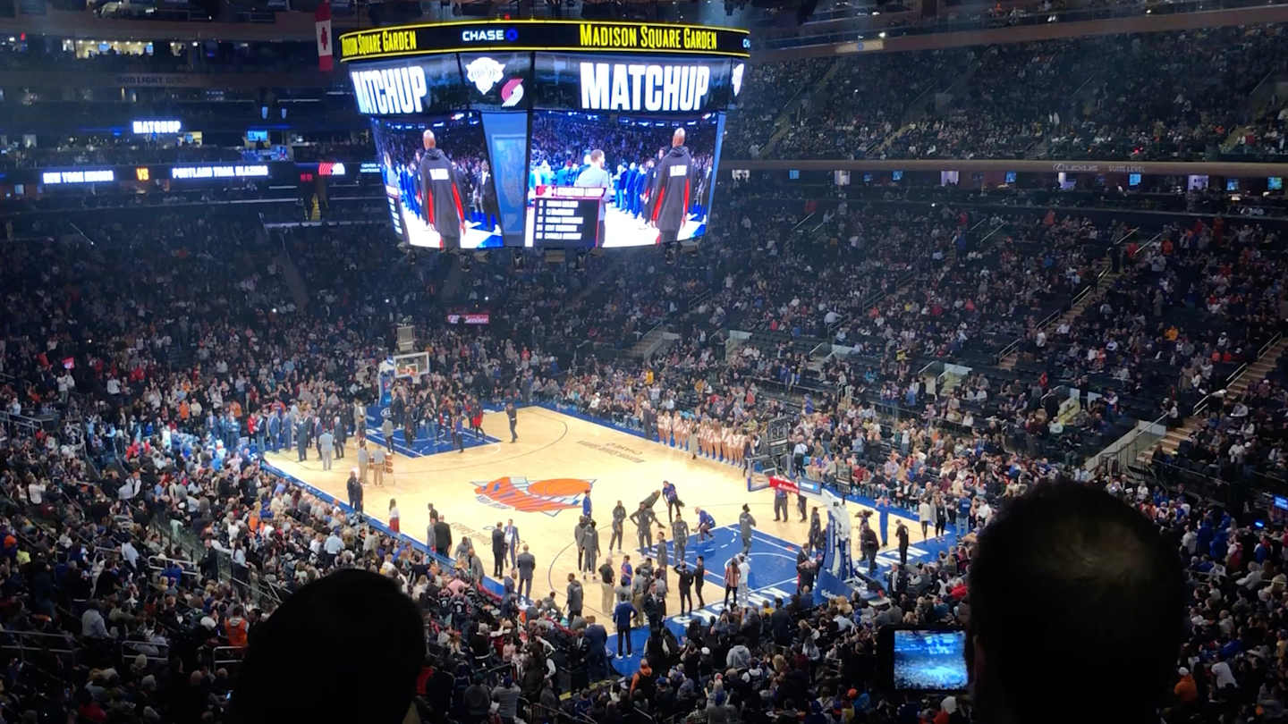Knicks down 6 to Suns at Halftime - Sports Illustrated New York Knicks ...