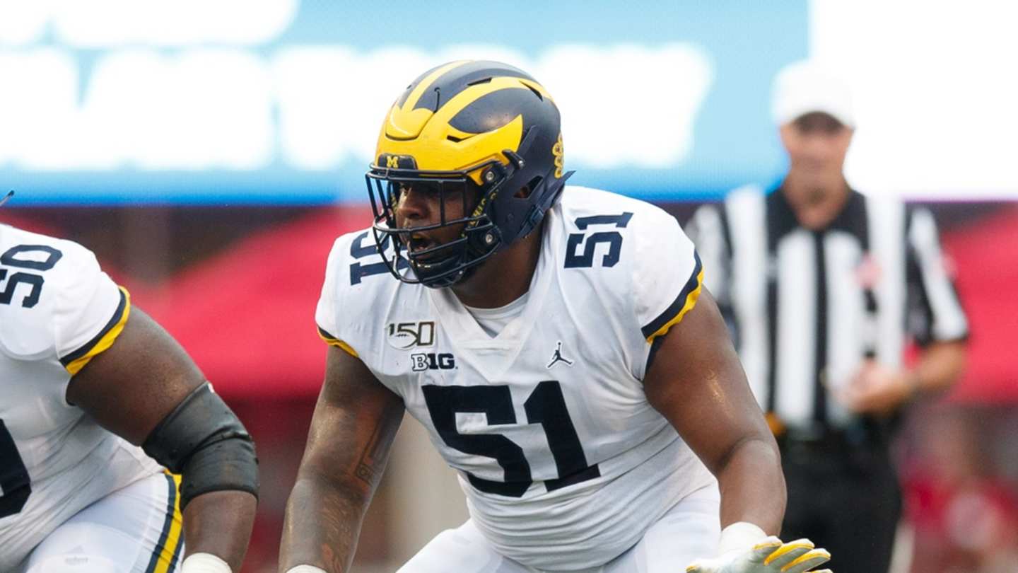 Cesar Ruiz Declares For NFL Draft, Michigan Must Replace Four OL ...