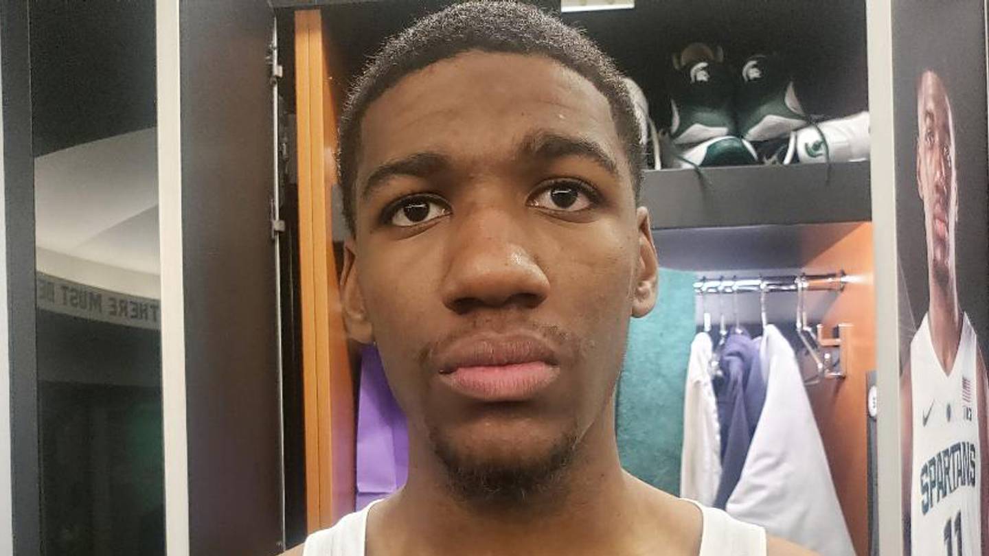 Aaron Henry Post #14 Michigan State Blowout Of #12 Michigan - Sports ...