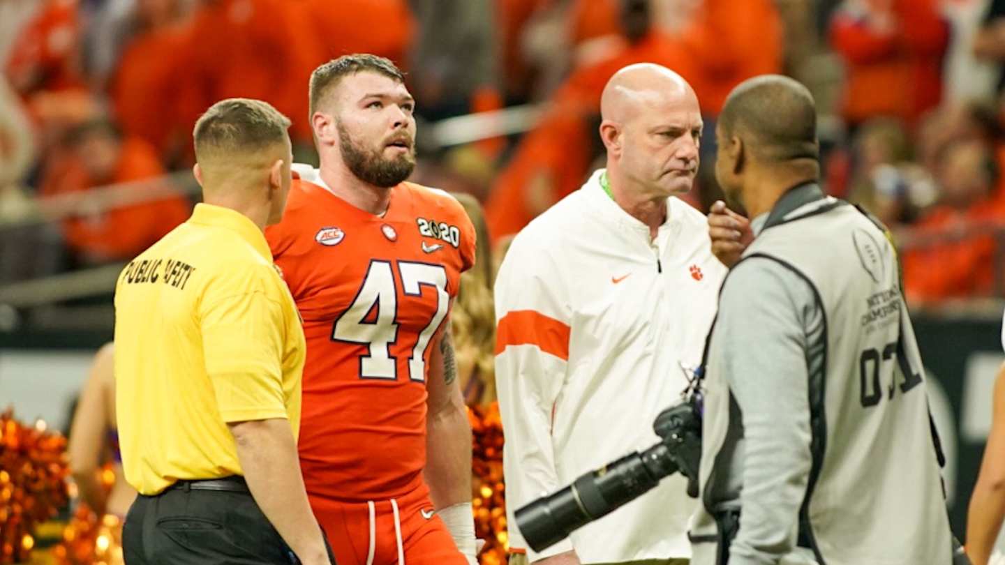 Skalski's Ejection Puts Targeting In Spotlight - Sports Illustrated ...