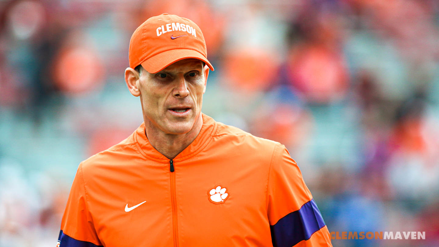 Venables secret to success: Love your job - Sports Illustrated Clemson ...