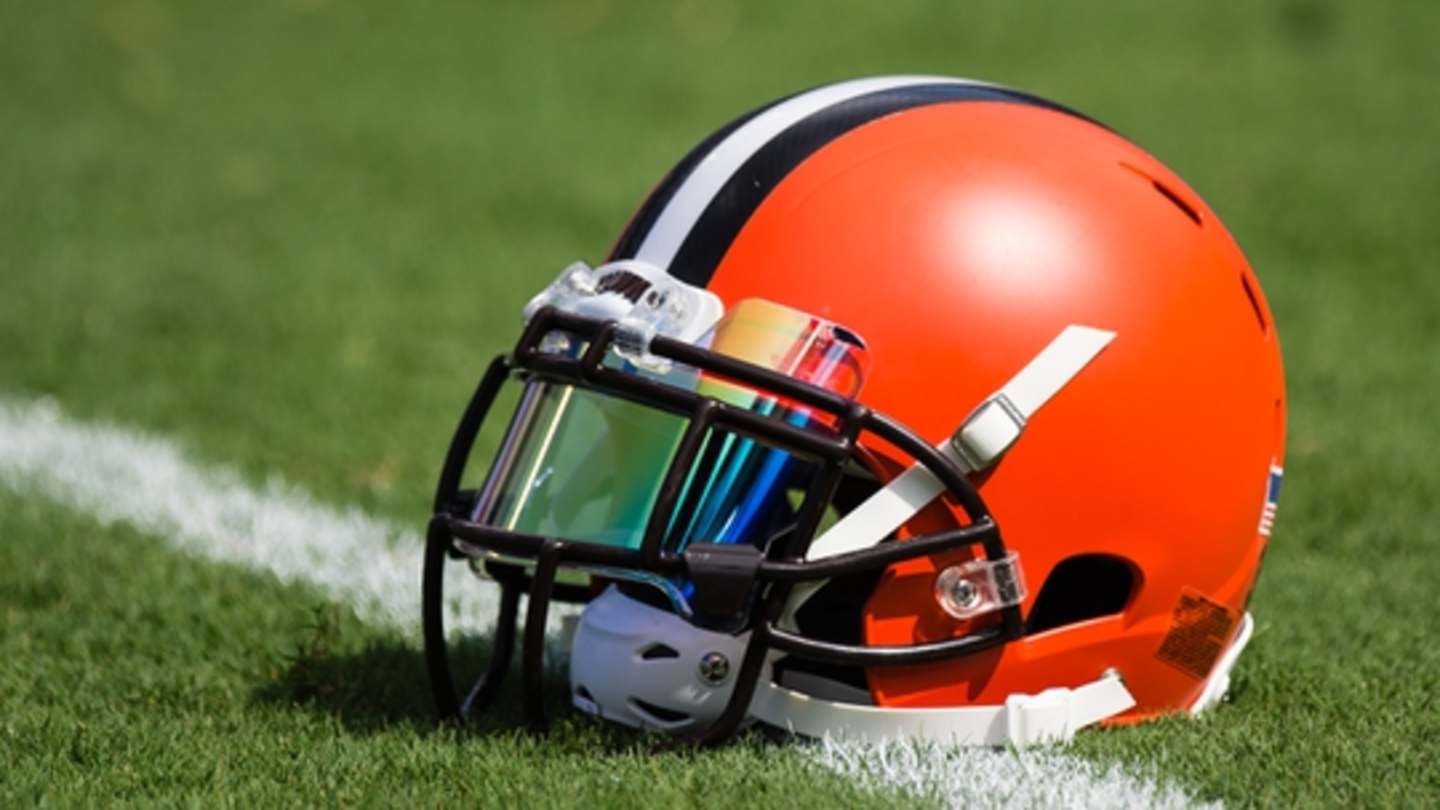 Report: Cleveland Browns and New Staff To Retain Running Back Coach ...